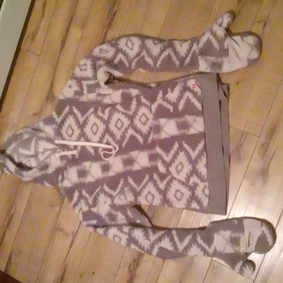 Feejays | Intimates & Sleepwear | Comfy Pajama Top And Bottoms Size ...